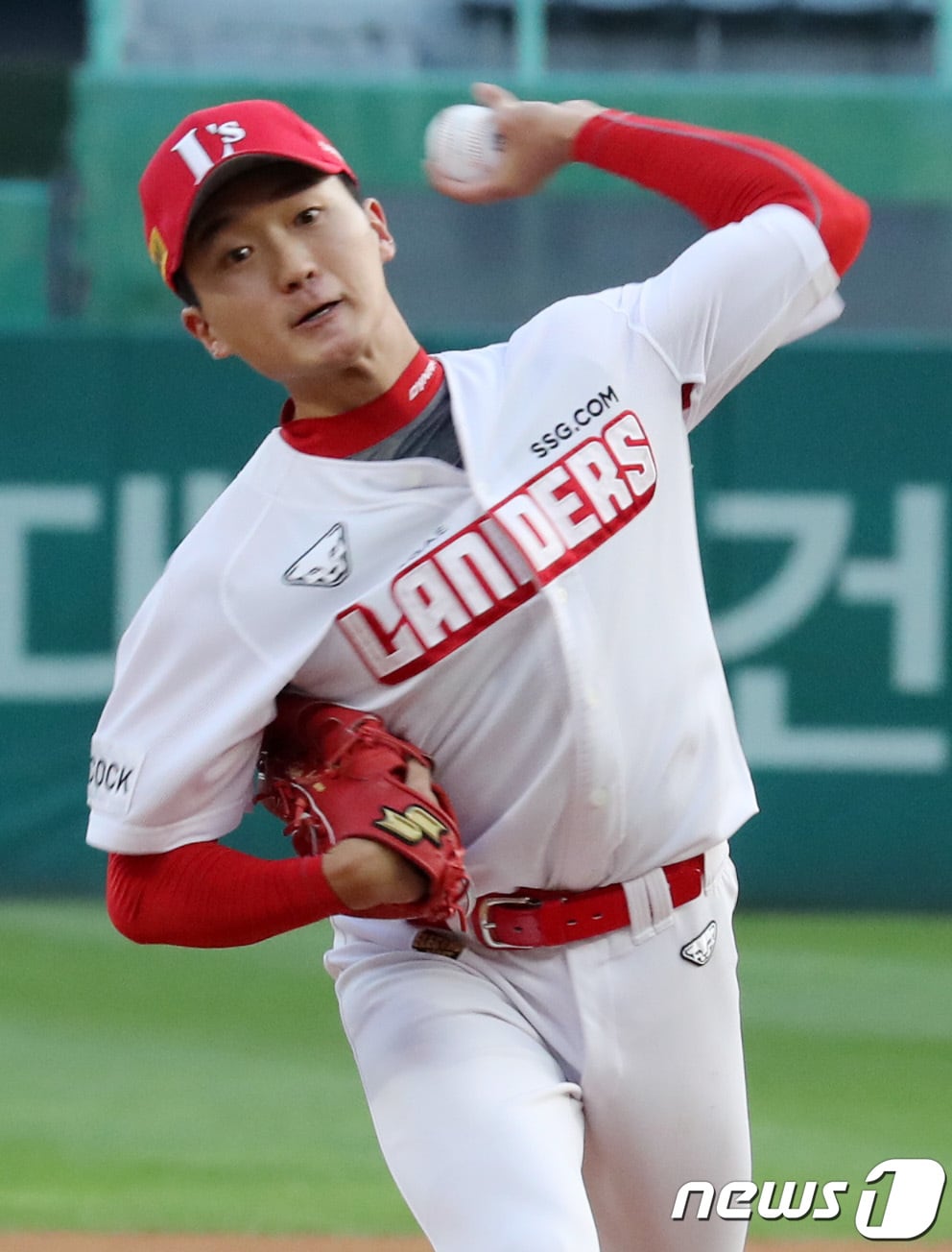 SSG, KIA 꺾고 3위 굳히기…삼성은 두산에 역전승 '4위 수성'(종합) - 뉴스1