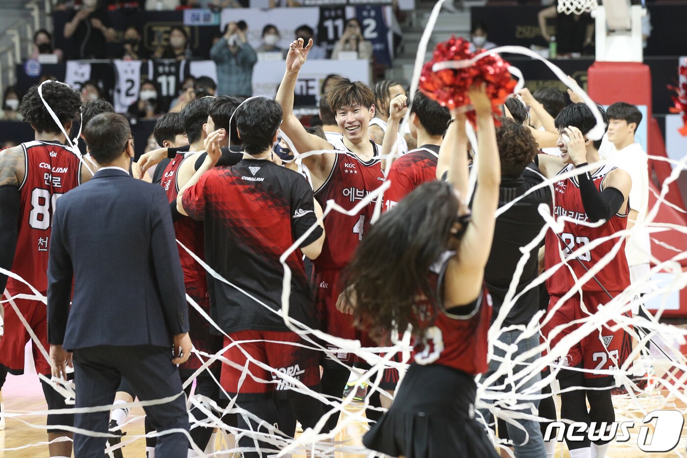 SK-KGC 빅매치 성사…정규리그 천적 관계 챔프전에도 이어질까 - 뉴스1