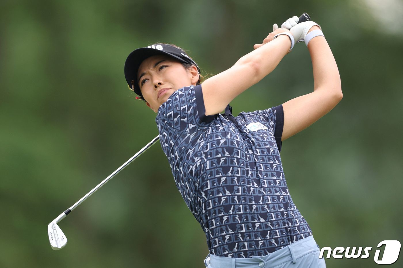 '5언더파' 신지은, '메이저' KPMG 3R 단독 2위…선두에 한 타차(종합) - 뉴스1