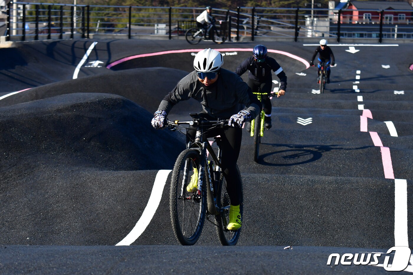 국내 최대 규모 '자전거 펌프트랙' 경주에 준공 - 뉴스1