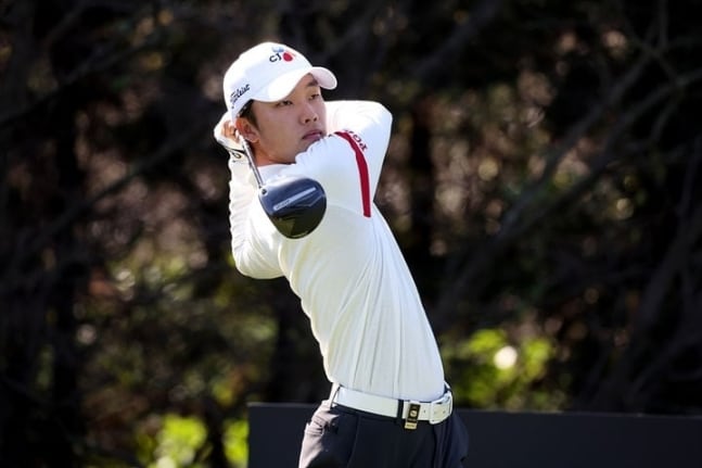 '신인왕 도전' 송민혁, KPGA 최종전 첫날 5언더파로 공동 선두 - 뉴스1