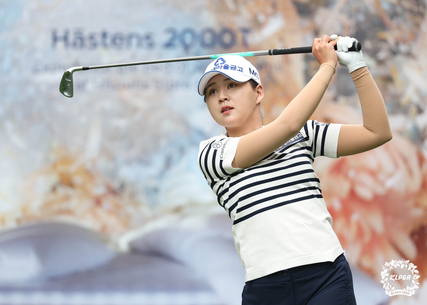 이제영, KLPGA 최종전 'SK텔레콤·SK쉴더스' 둘째날 단독 선두 - 뉴스1