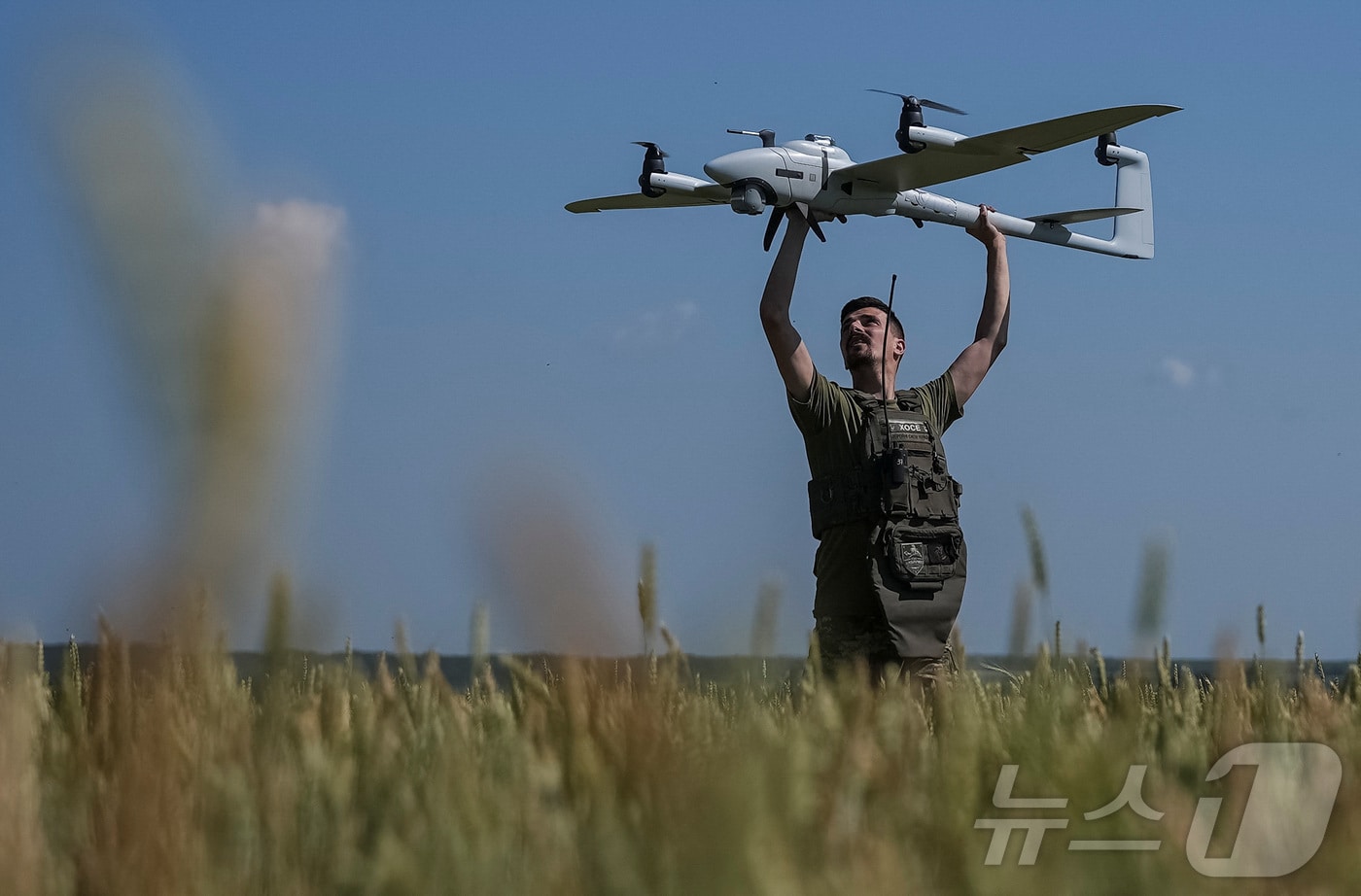 우크라, 자국산 신형드론 첫 전장 투입…"완전히 새로운 종류 무기" - 뉴스1