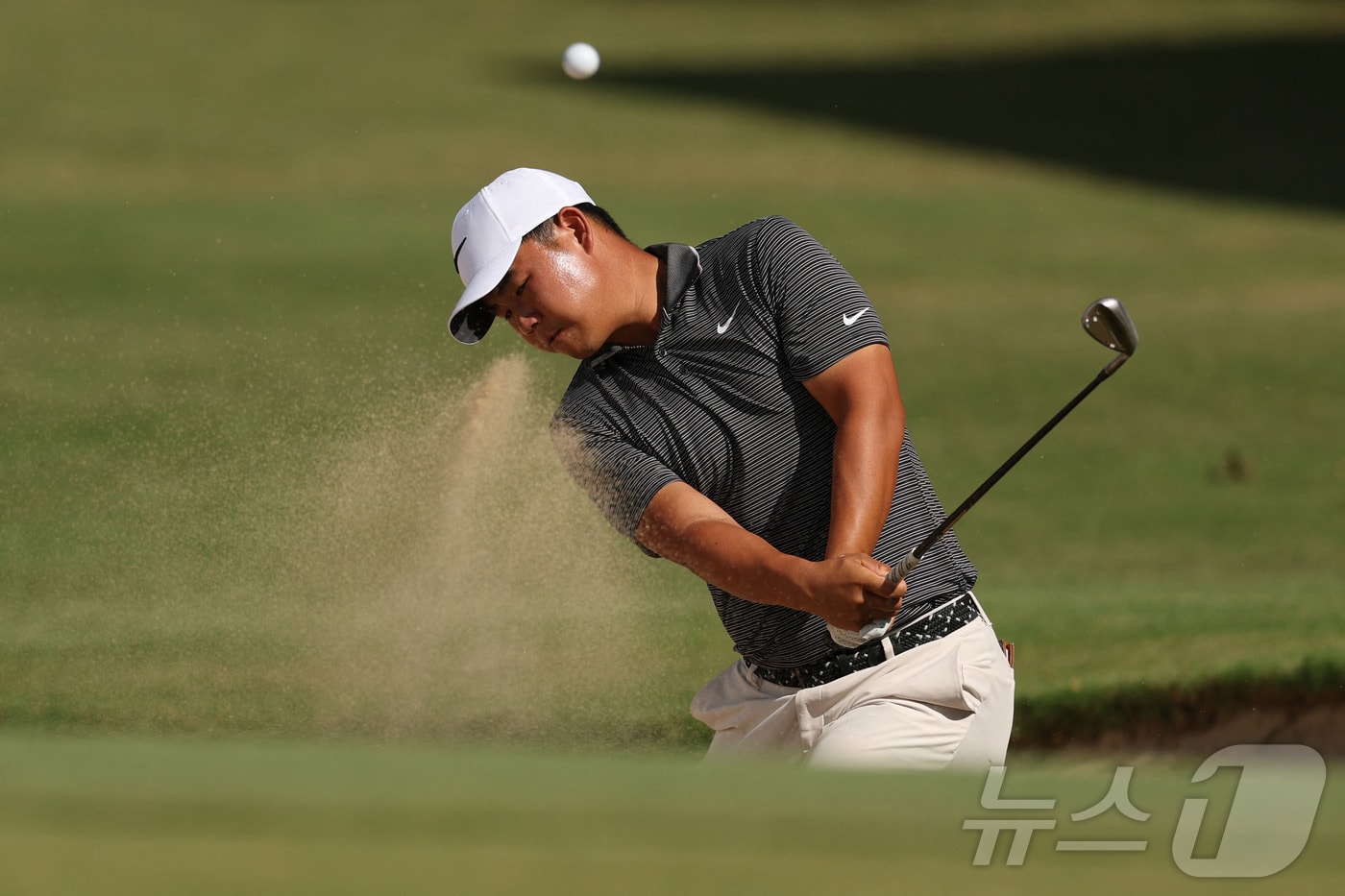김주형, 파 퍼트 실패 후 더블보기…소니오픈 3R 공동 63위 하락 - 뉴스1