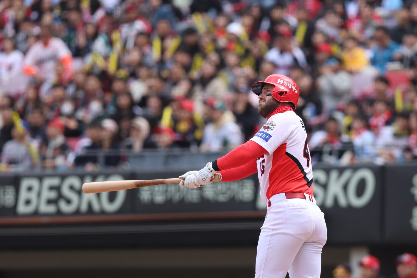 '위즈덤 시즌 6·7호포' KIA, 3연패 없다…SSG 11-5 완파 - 뉴스1