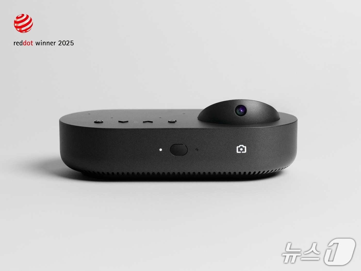 SKB AI 셋톱박스 'AI 4 비전' 레드닷 디자인어워드 본상 수상 - 뉴스1
