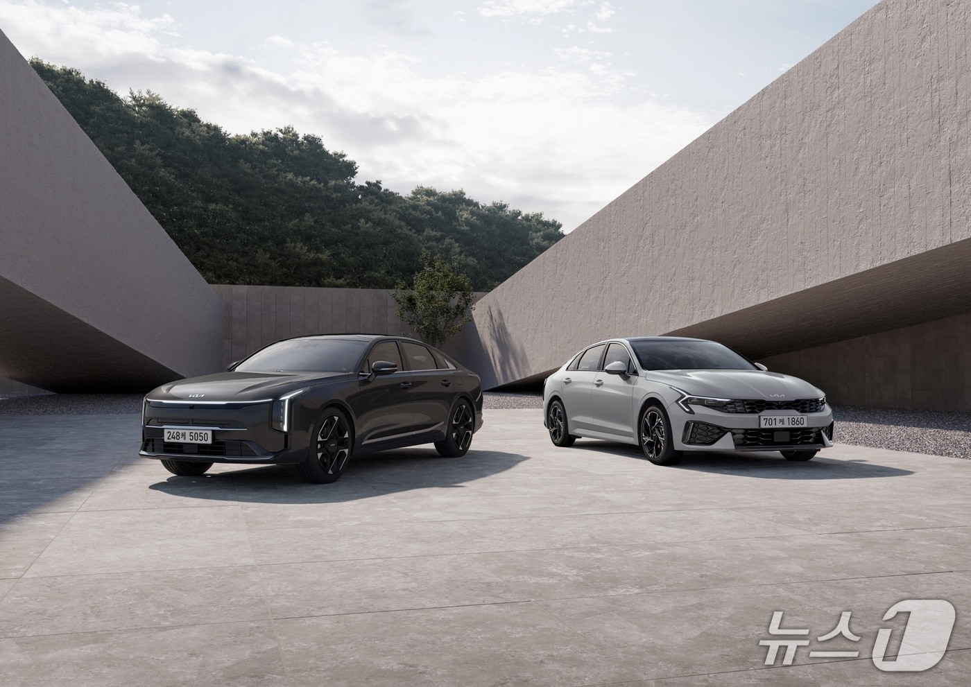기아 대표 세단 'K5·K8' 26년형 동시 출시…'베스트 셀렉션' 트림 추가 - 뉴스1