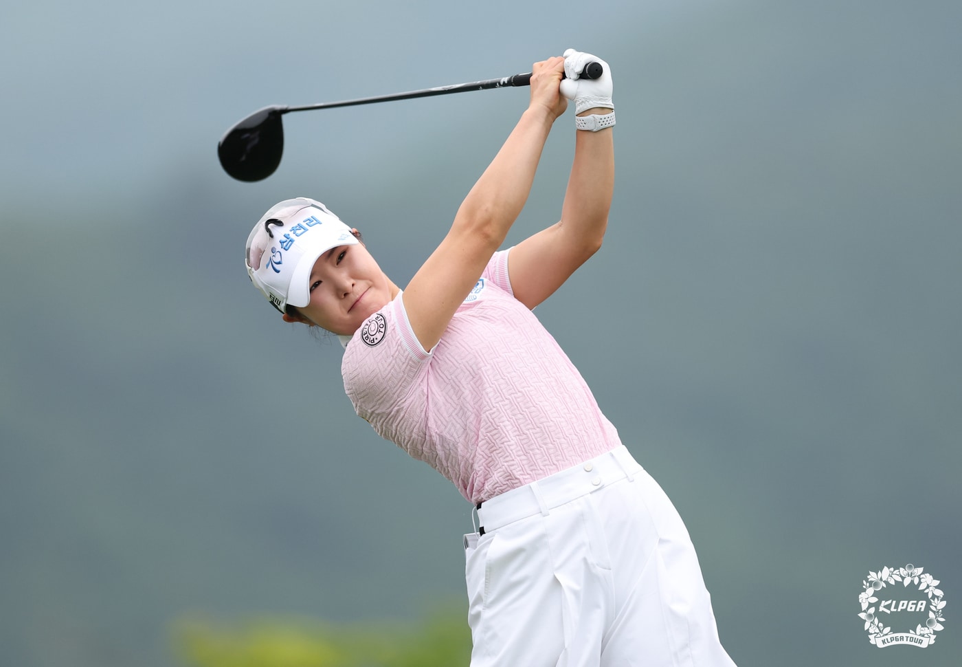 고지우, '코스레코드' 10언더파…KLPGA 맥콜·모나 용평 이틀 연속 선두 - 뉴스1