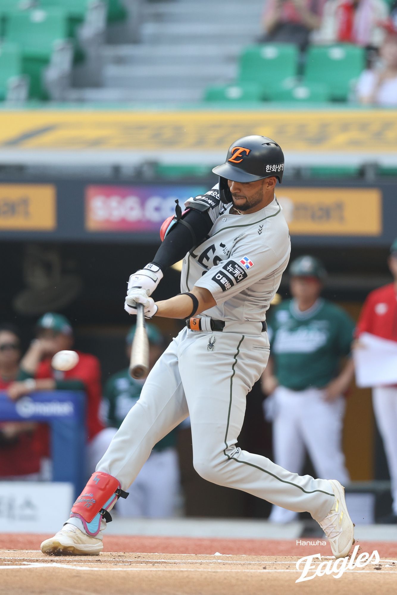 '폰세 11연승·리베라토 결승포' 한화, SSG에 5-2 역전승…1위 수성 - 뉴스1