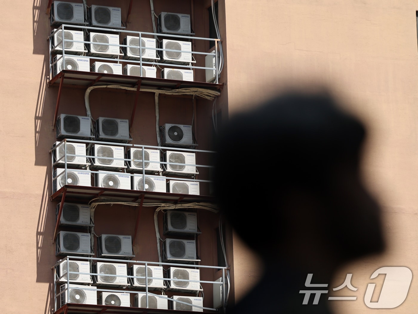 여름 전력수요 '역대 최대' 97.8GW 전망…정부 "공급능력 106.6GW 확보" - 뉴스1