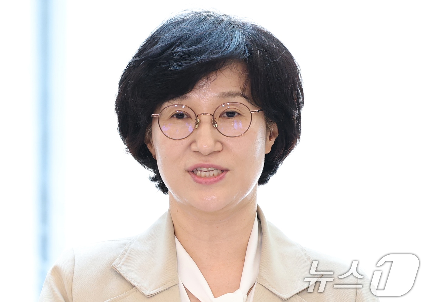 [뉴스1 PICK] '첫 출근' 원민경 여가부 장관의 당찬 포부 - 뉴스1