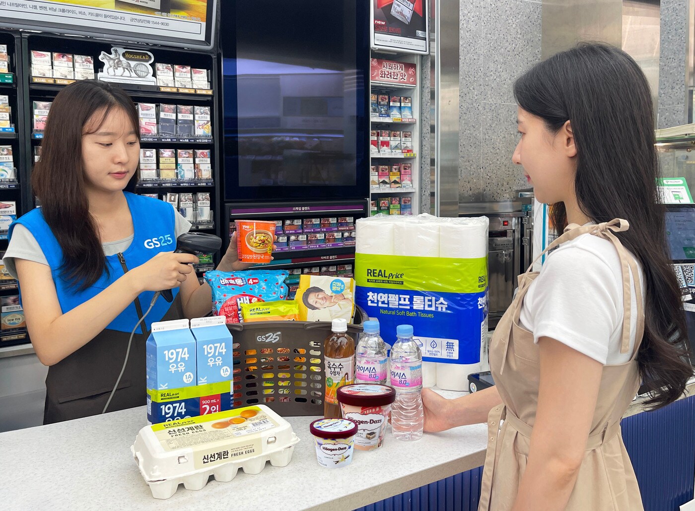 "물가부담 낮추겠다"…GS25, 8월 한 달간 1700종 민생 할인 행사 - 뉴스1