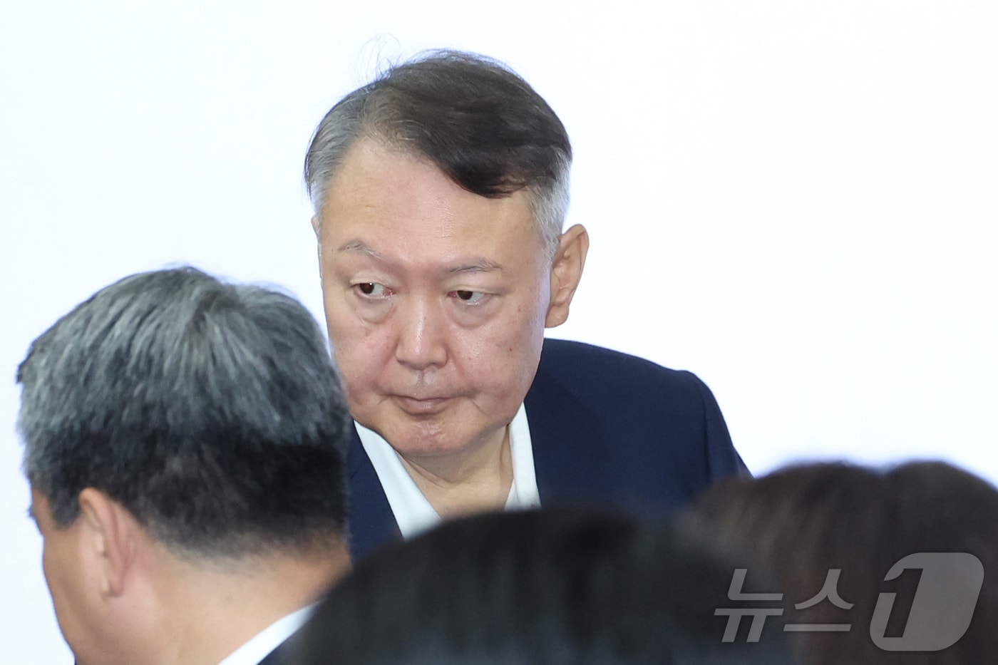 김건희특검 "尹 소환조사, 20일 오전 10시로 변경…변호인 측 요청" - 뉴스1
